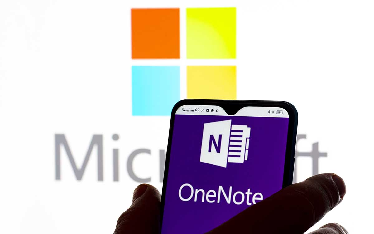 Propagación de malware vía phishing: archivos OneNote adjuntos.
